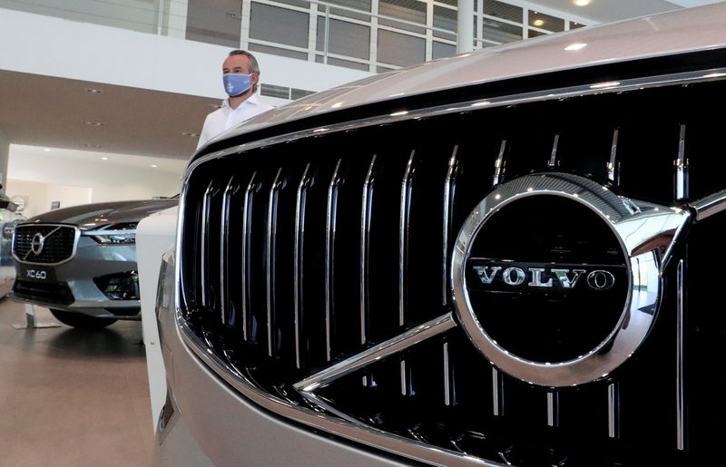 Volvo's global sales down by 10% in August - supplier shut-downs in ...