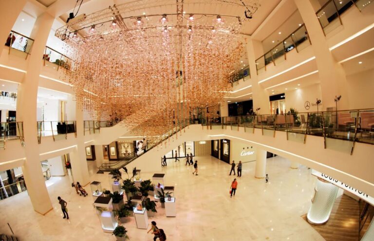 Bangkok's new Shopping mall EMSPHERE is about everything, amazing ...