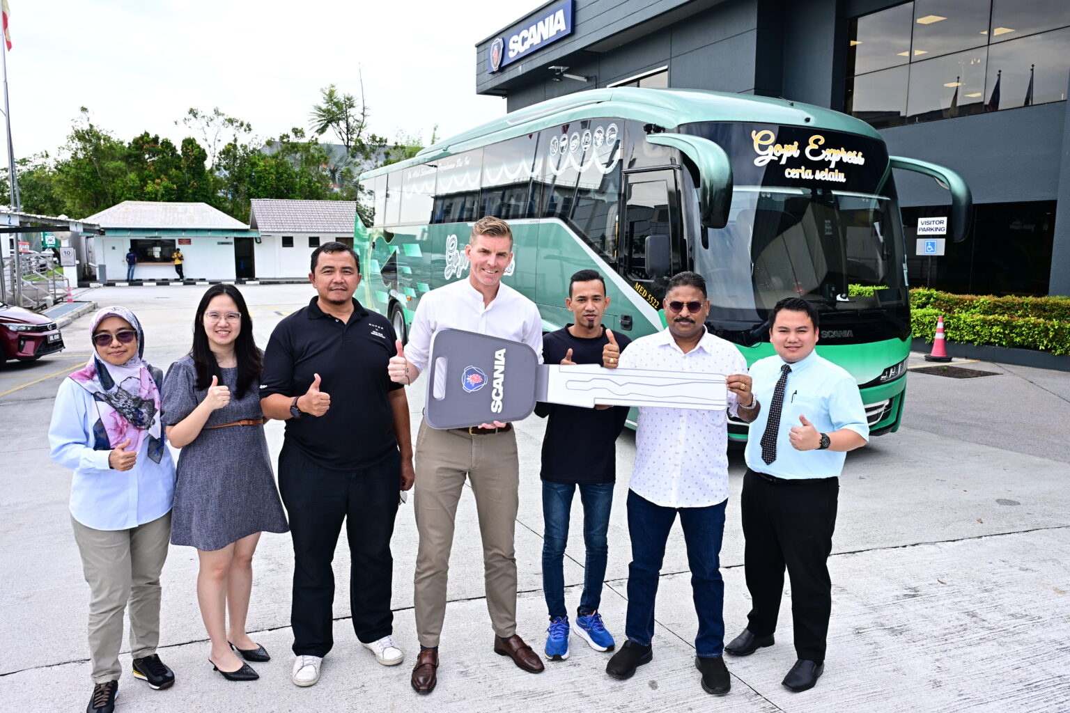 Scania introduces Smart and Safe coach in Malaysia - Scandasia